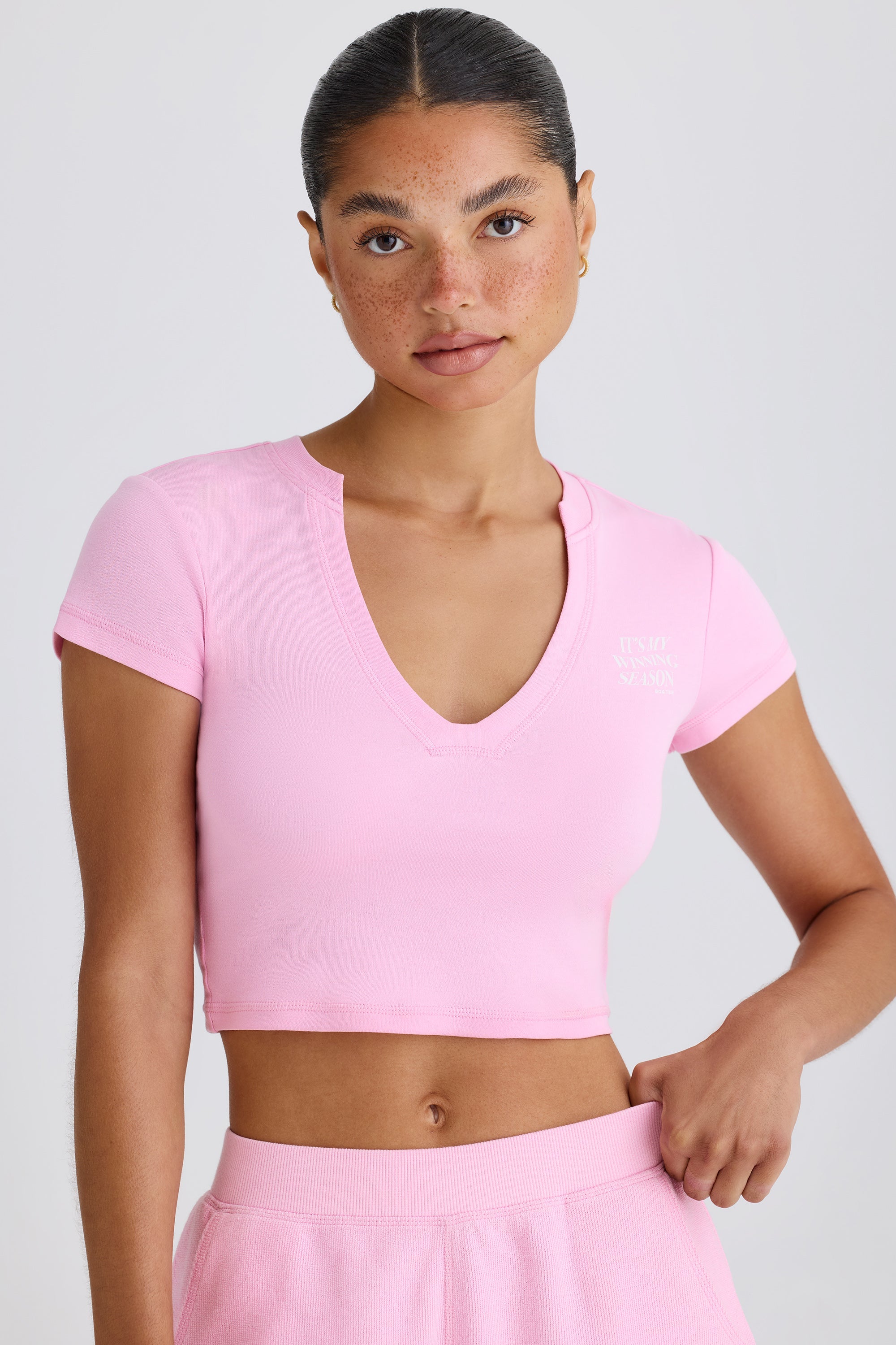 Jet Set Graphic-Print Cropped T-Shirt in Bubblegum Pink | Oh Polly